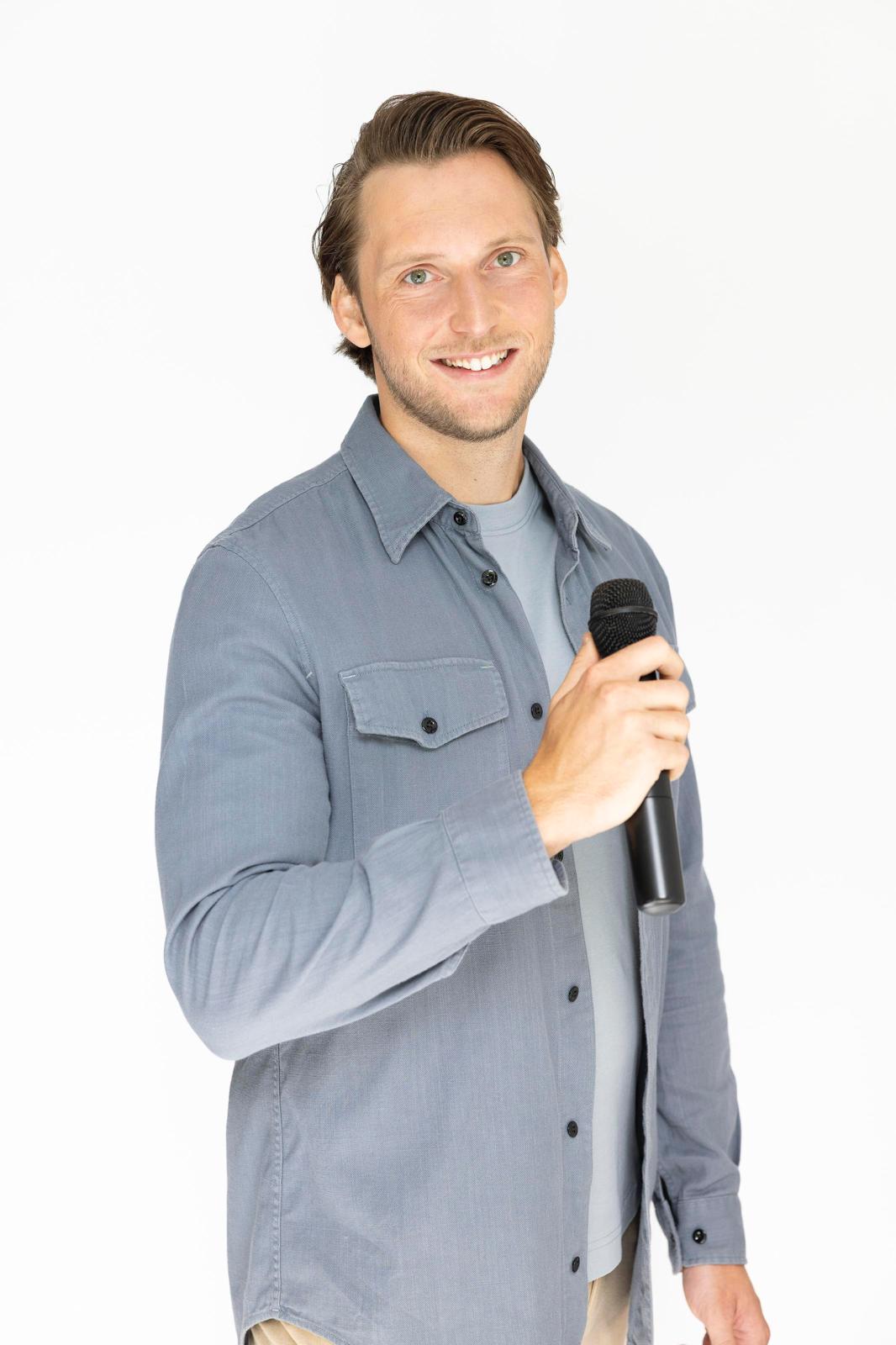 Dylan Abelskamp - Volkszanger & Entertainment | Bruiloften, Feesten ...